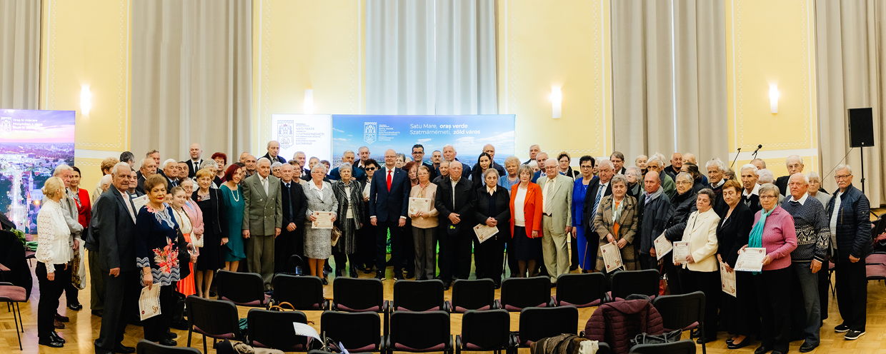 Cele mai longevive cupluri din municipiul Satu Mare, premiate. Unul din ...