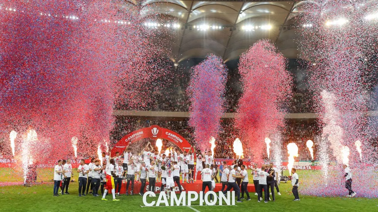 FCSB a intrat în posesia trofeului și a medaliilor de campioni!
